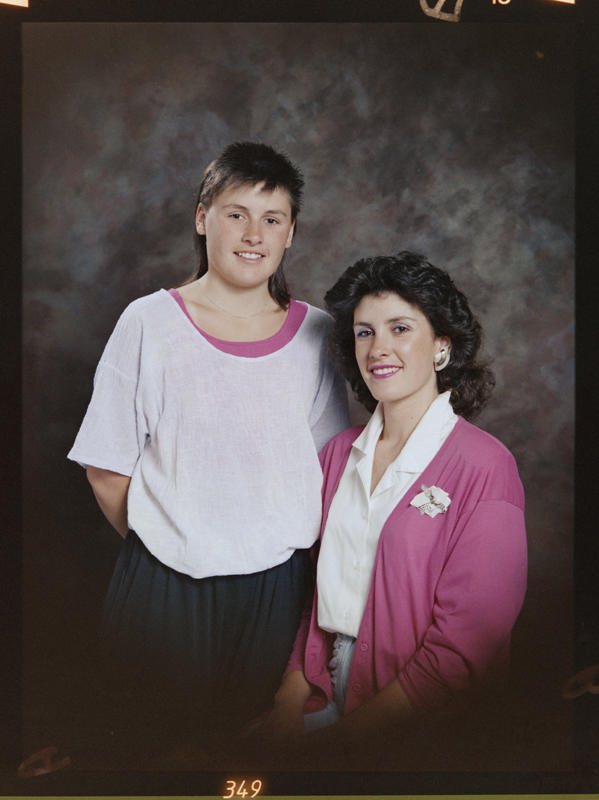 Emma and Natalie Featherstone - Puke Ariki