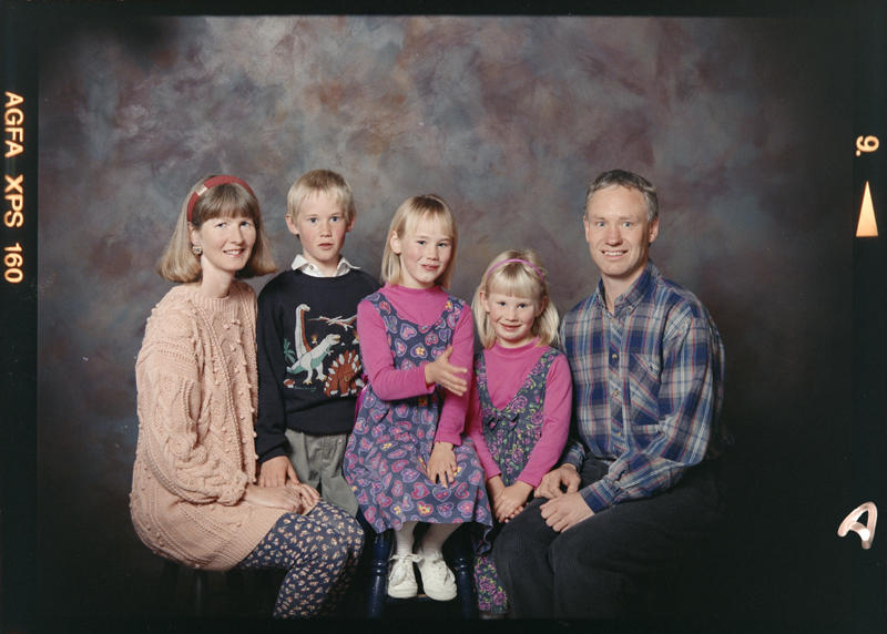 Blackbourn, Family Group - Puke Ariki