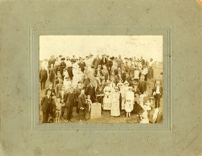 'Unveiling of Reverend John Whiteley memorial stone at Pukearuhe ...