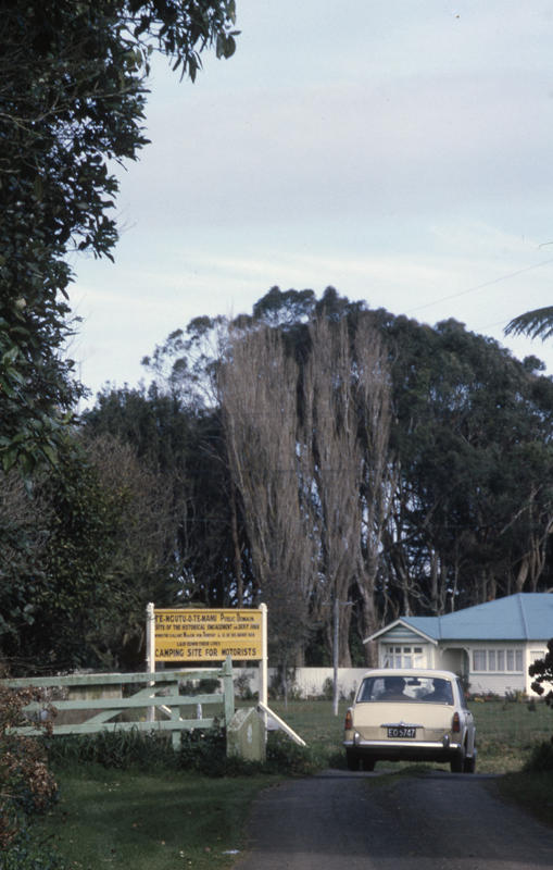 Battle of Te Ngutu o Te Manu centennial, gateway, Okaiawa - Puke Ariki