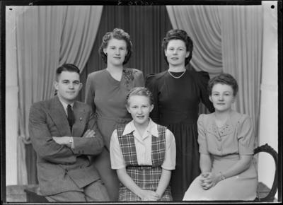 Procter, Children - Puke Ariki