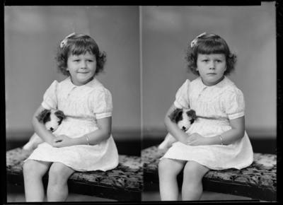 Mischewski, Girl - Puke Ariki