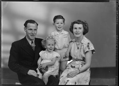 Bracegirdle, Girl - Puke Ariki