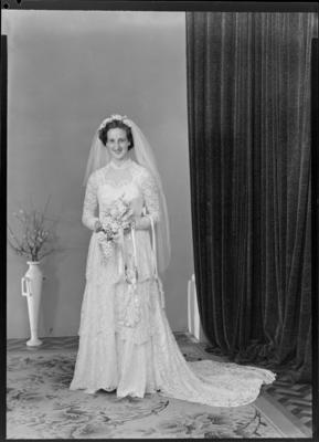 Marie Quayle, Wedding - Puke Ariki