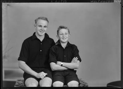 David and Ken Whitehead - Puke Ariki