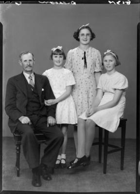 Deacon, Group - Puke Ariki