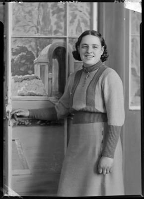 George, Woman - Puke Ariki