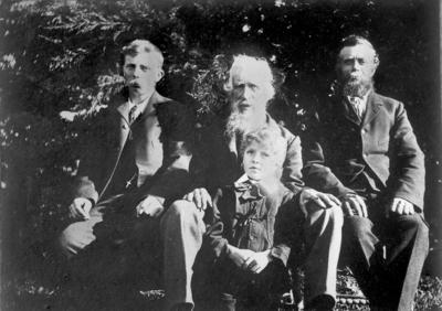 Four generations of the Corbett family - Puke Ariki