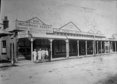 Inglewood bakery and staff - Puke Ariki