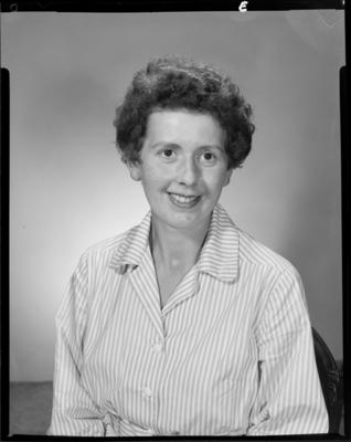 Handbury, Woman - Puke Ariki