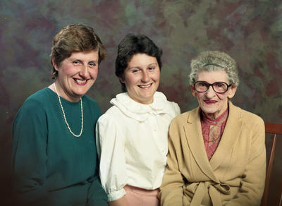 Giles, Family - Puke Ariki