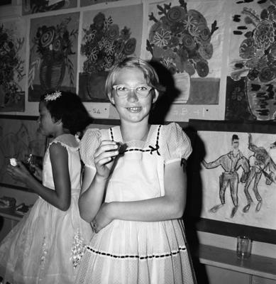 Fitzroy School Std IV Break up Party, Girl - Puke Ariki
