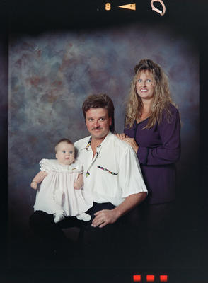 Bishell, Family Group - Puke Ariki