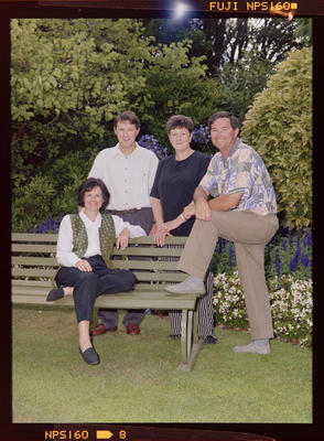 Ellison, Family Group - Puke Ariki