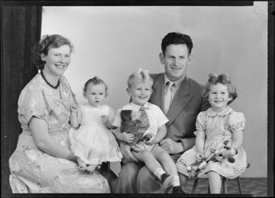 Van Hoof, Family - Puke Ariki