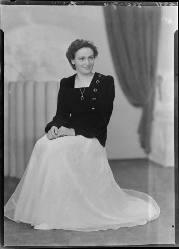 Gloria McIntyre - Puke Ariki