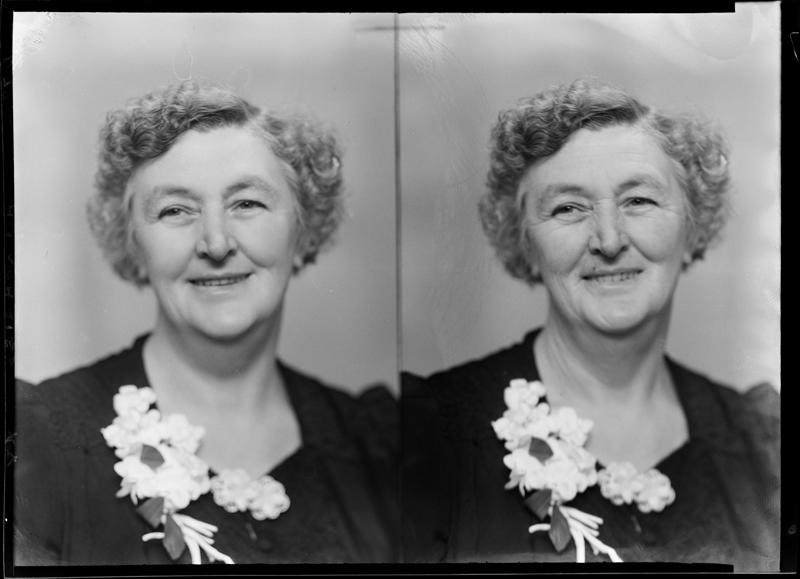 Humphries, Woman - Puke Ariki