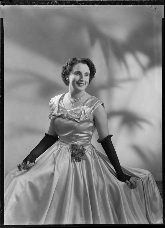 Judith Harvey - Puke Ariki