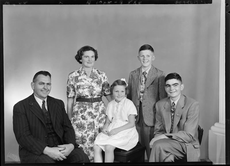 Beardmore, Group - Puke Ariki