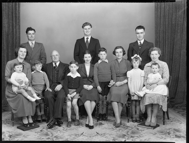 Barden, Group - Puke Ariki