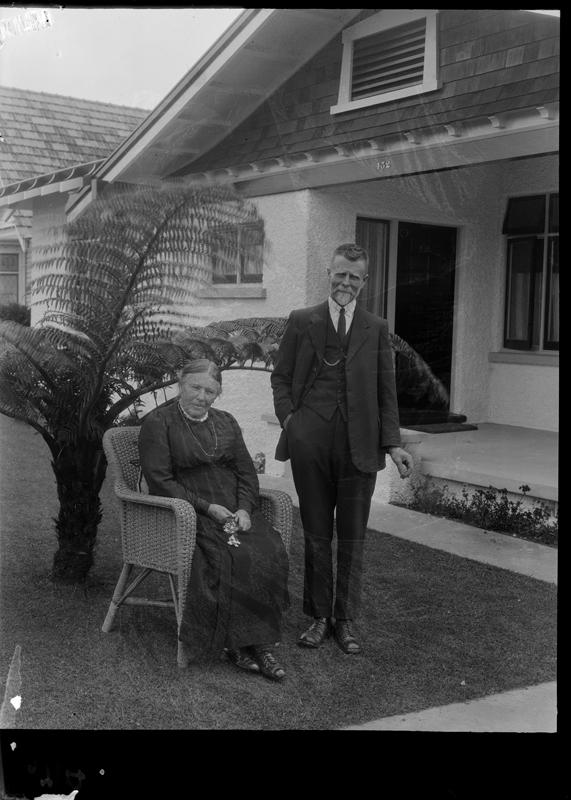 Martin, Couple - Puke Ariki