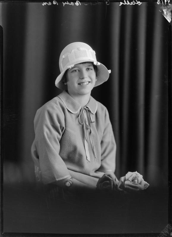 Stella, Woman - Puke Ariki