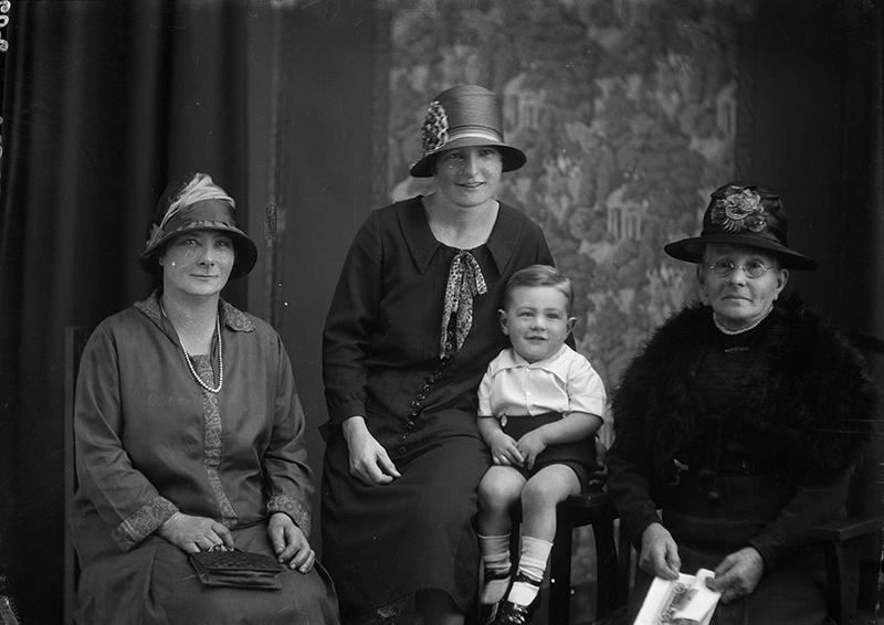 Williams, Group - Puke Ariki