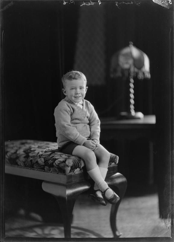 Young Boy Puke Ariki 5988