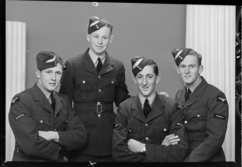 Air Force Servicemen - Puke Ariki