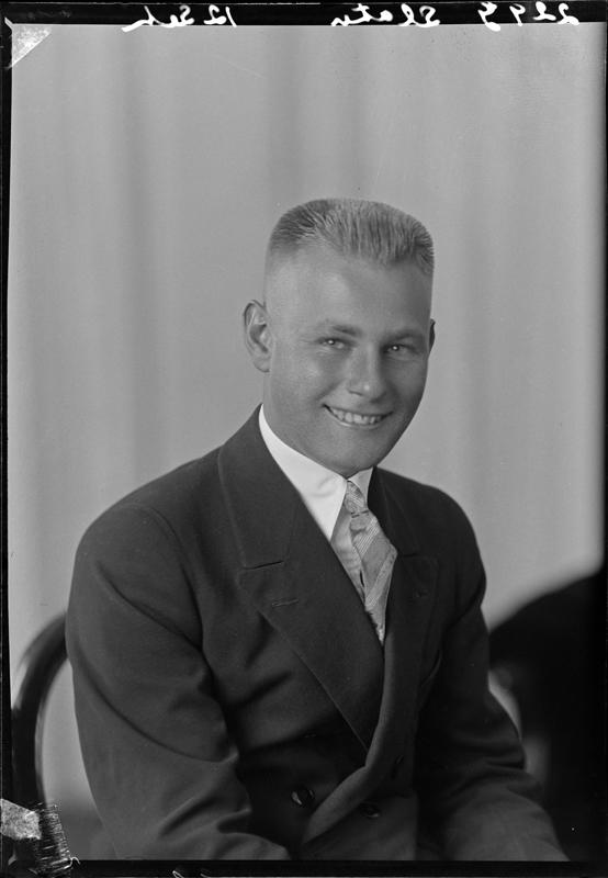 Allan Barker - Puke Ariki