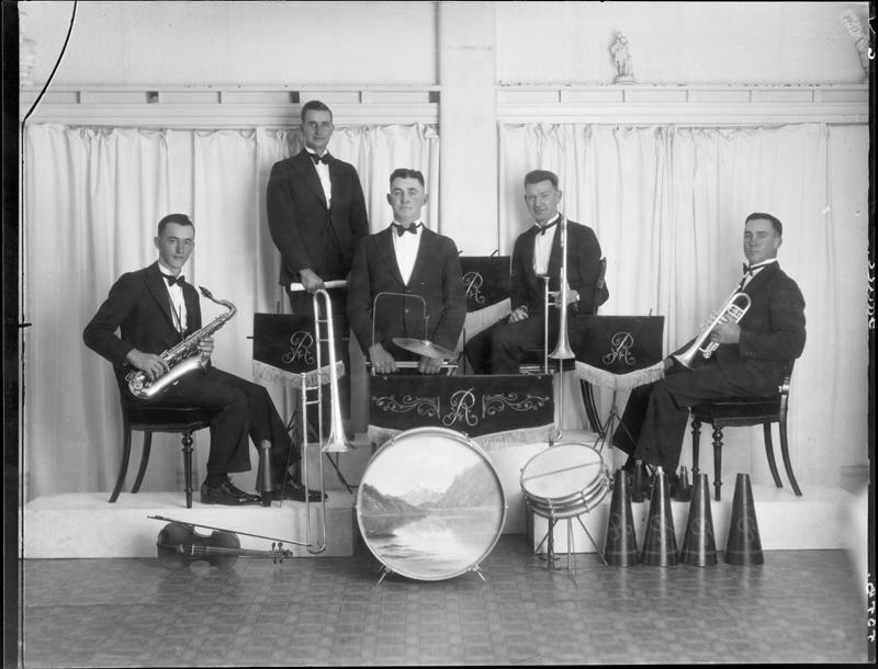 Faull, Musical Group - Puke Ariki