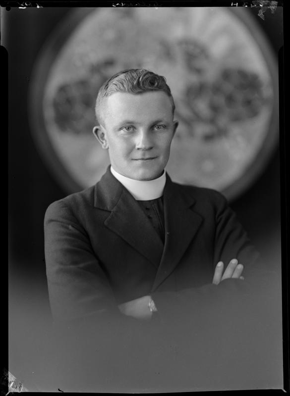 Father Richard Gilhooly - Puke Ariki
