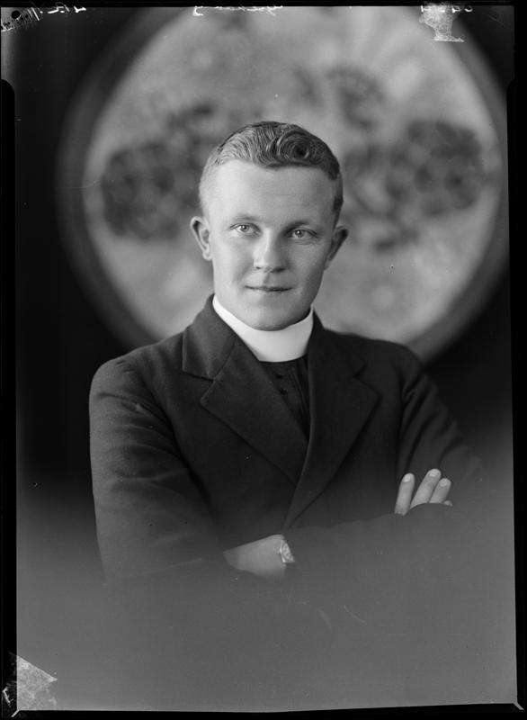 Father Richard Gilhooly - Puke Ariki