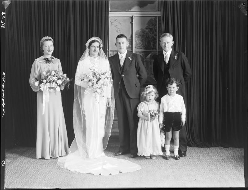 Thompson, Wedding - Puke Ariki