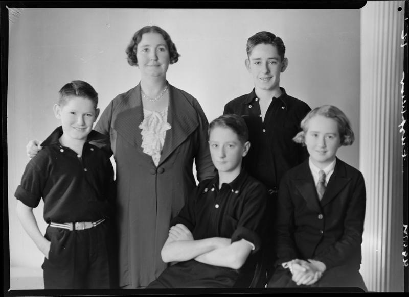 Fitzgibbon, Family - Puke Ariki