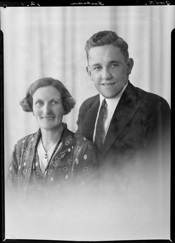 Emma and Frederick Julian - Puke Ariki