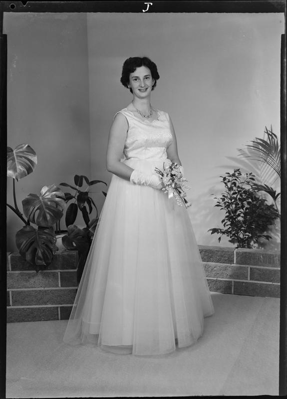 Beverley Rowe - Puke Ariki