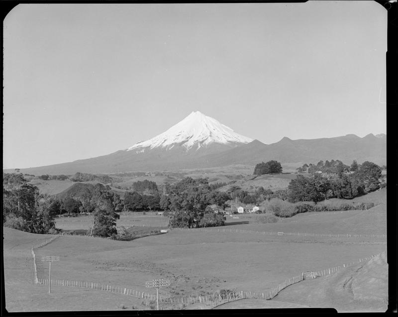 Mt. Taranaki - Puke Ariki