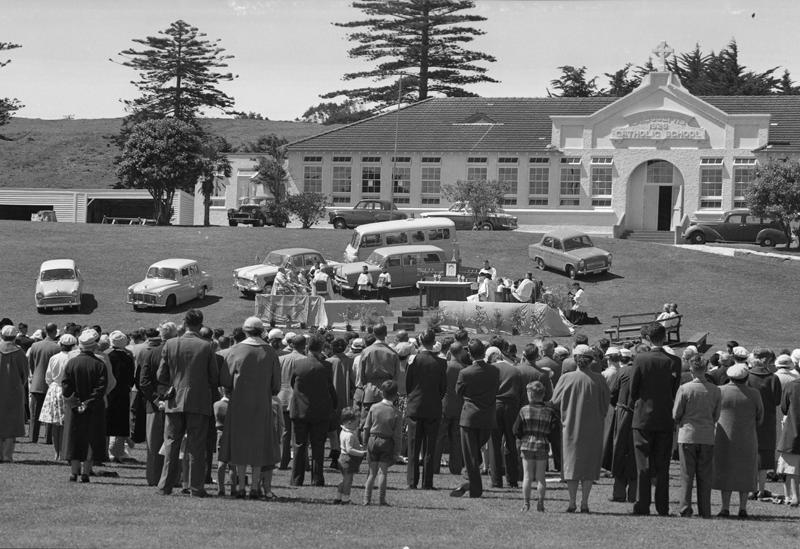 Catholic Centennial, Ceremony - Puke Ariki