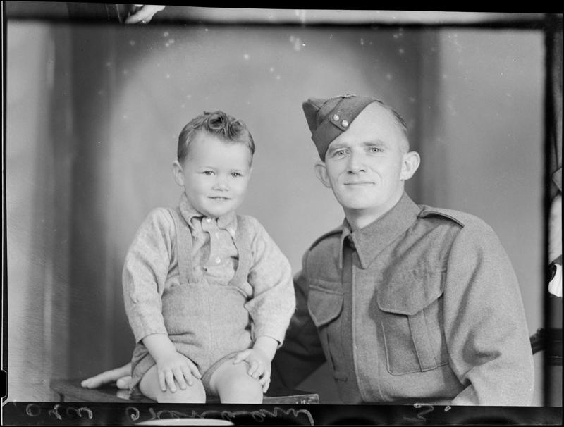 Gordon and Robin Oxenham - Puke Ariki