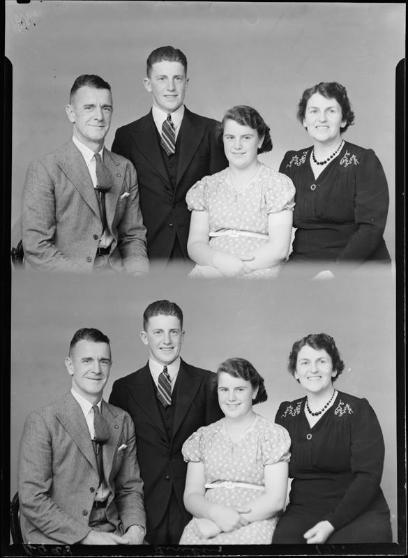 Jack, Peter, Barbara and Elsie Linley - Puke Ariki
