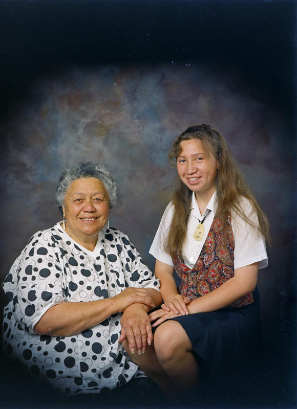 Haddon, Family group - Puke Ariki