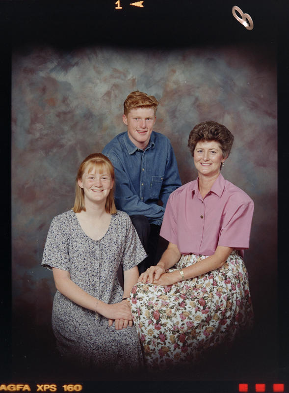 Lister, Family group - Puke Ariki