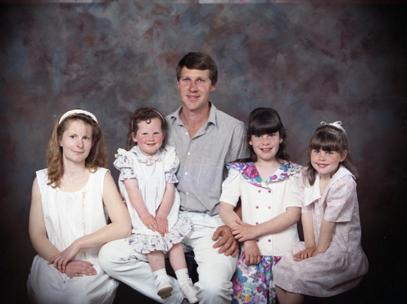 Horton, Family Group - Puke Ariki