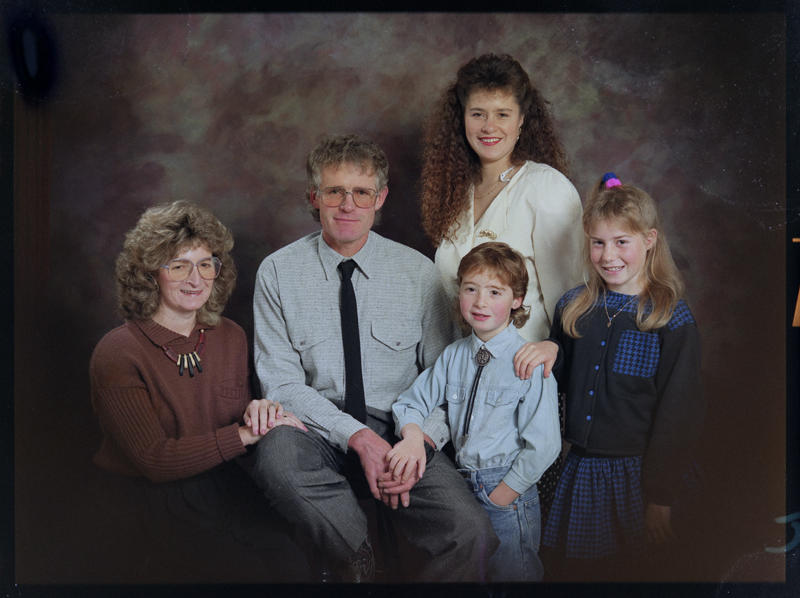 Redshaw, Family Group. - Puke Ariki