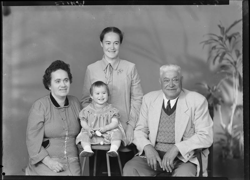 White, Family - Puke Ariki