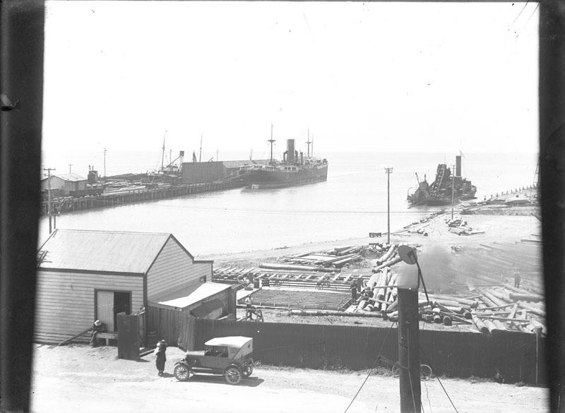 "At Moturoa Wharf: East : Leeds city, West: Waimea. S.D. 'Paritutu ...