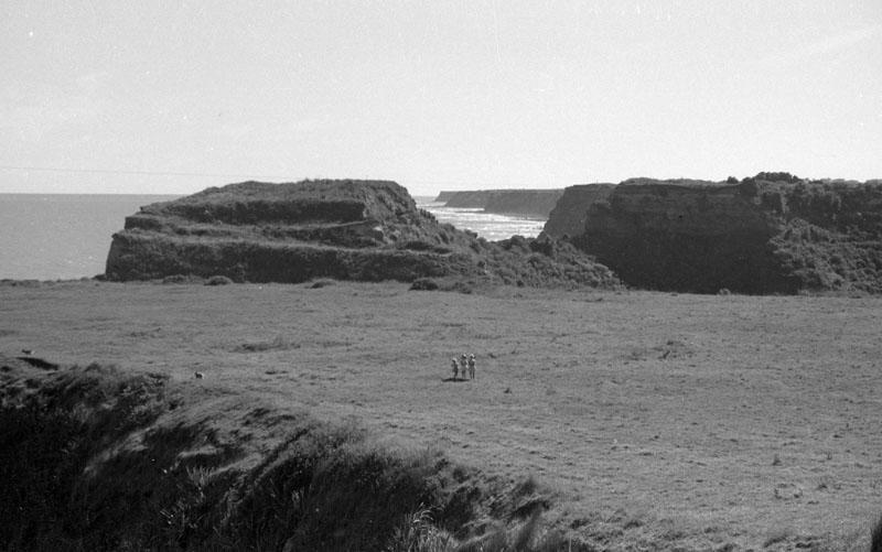 Orangi-Tuapeka pā, Kapuni river - Puke Ariki
