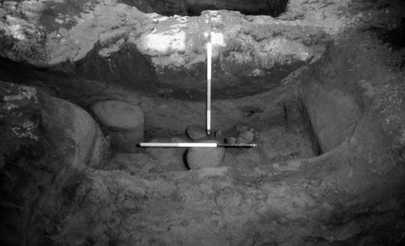 Kaupokonui beach site, pit, Kaupokonui - Puke Ariki