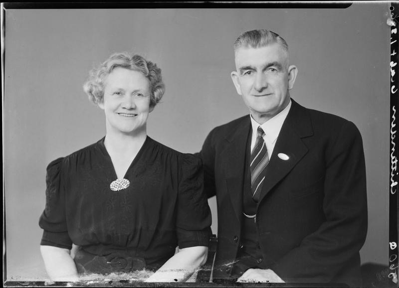 Chittenden, Couple - Puke Ariki